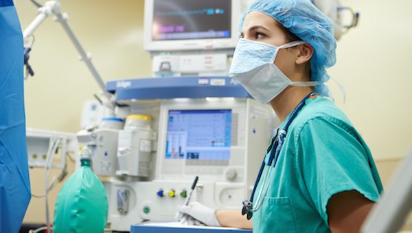 What Are The Best CRNA Schools For Working Professionals?